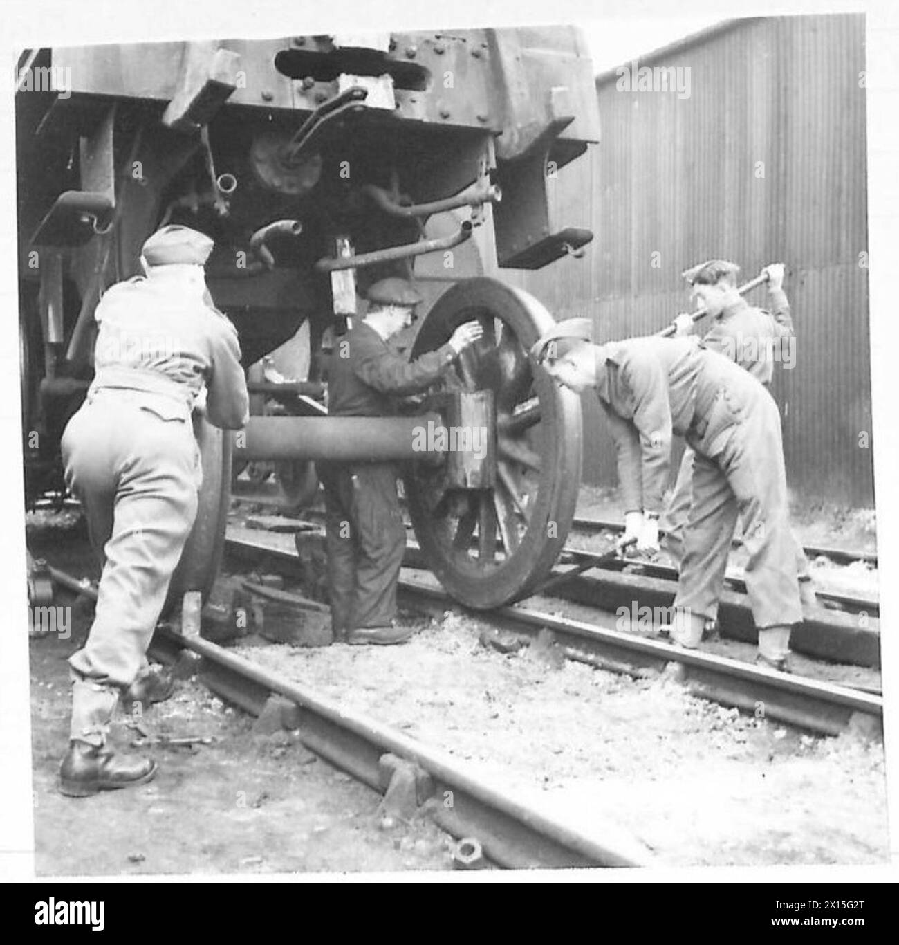 ROYAL ENGINEERS LEARN RAILWAY OPERATION - R.Es replacing wheels of a ...