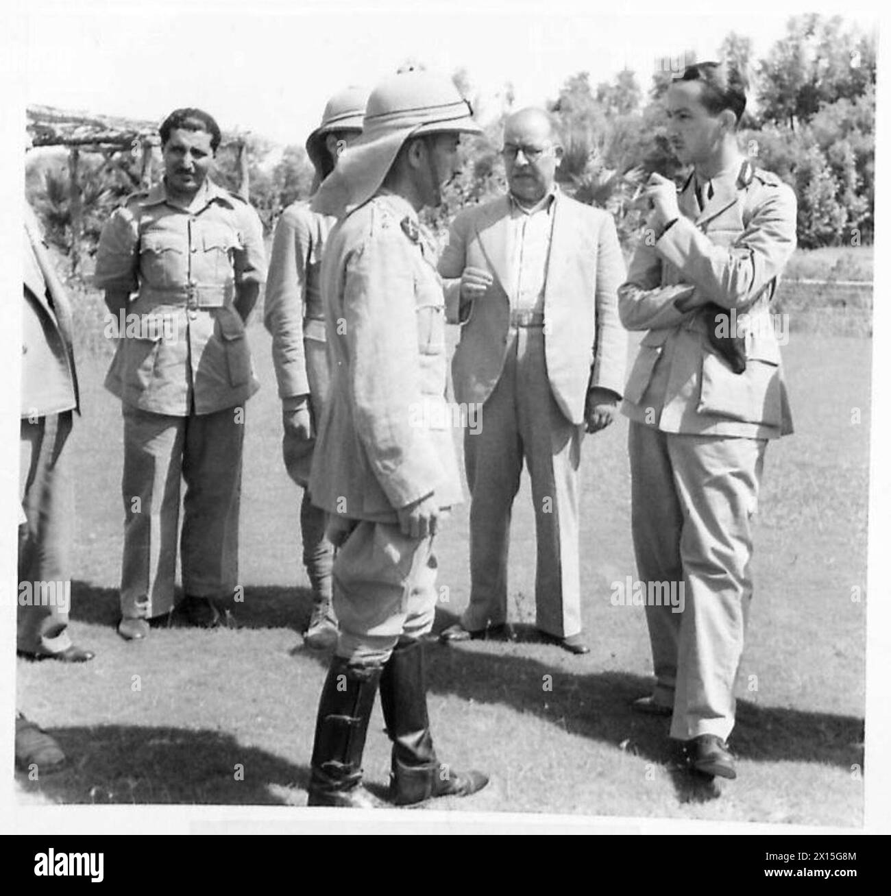 THE REGENT OF IRAQ LEAVES FOR FELLUJAH - The Regent (right) chatting to ...