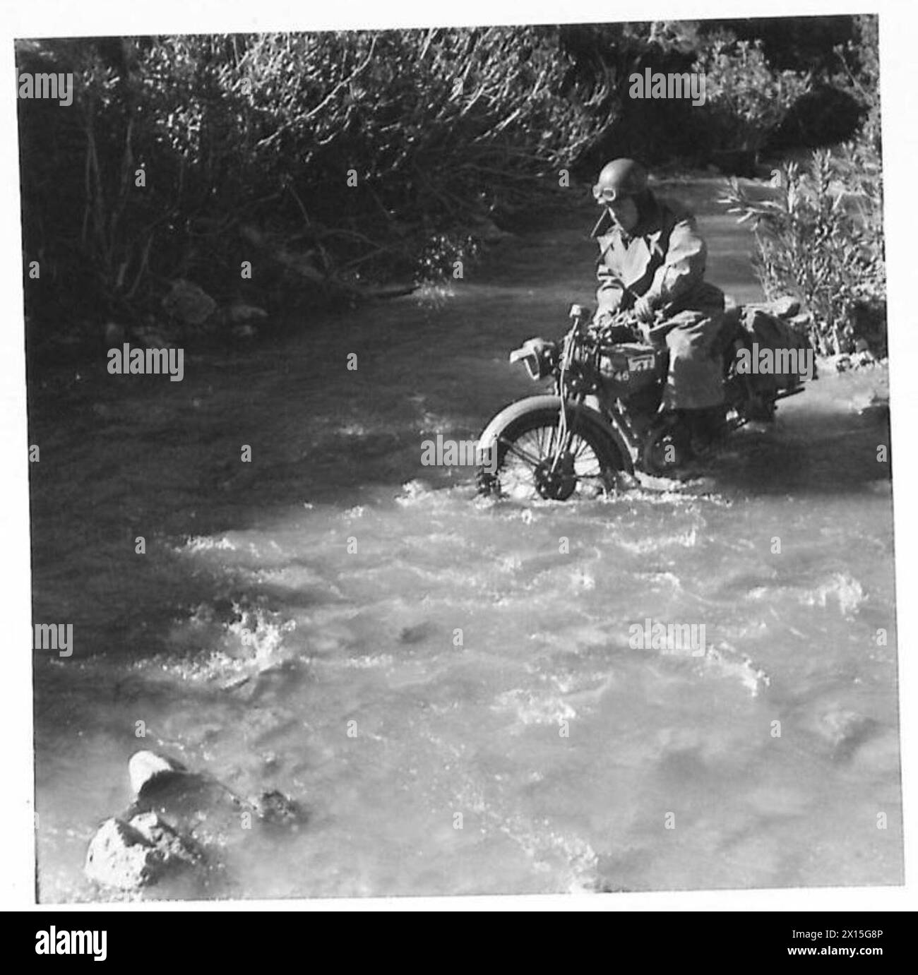 WITH THE DESPATCH RIDERS IN NORTH AFRICA - Sgt.Etherington of Morden ...
