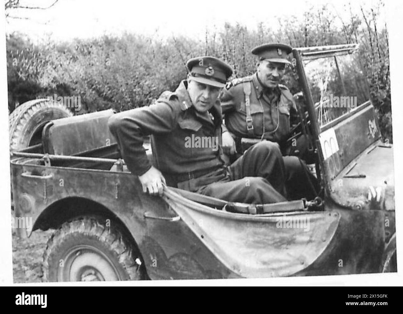 VISIT OF LIEUT. GENERAL ANDERSON TO THE EL AROUSSA FRONT - Lt. Gen. K.A ...