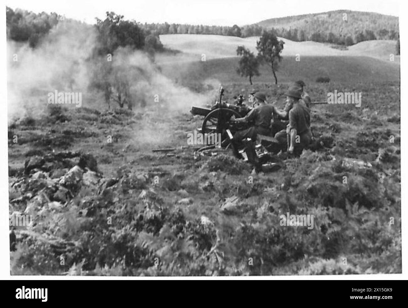 ROYAL ARTILLERY MOUNTAIN BATTERY - One of the 3.7 Howitzer guns in ...