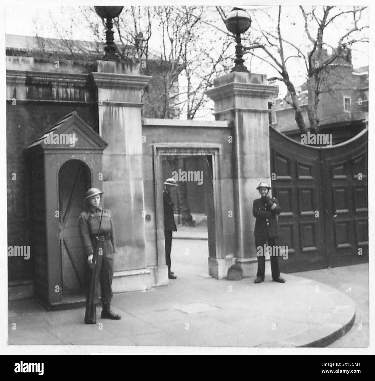 Marlborough house guard hi-res stock photography and images - Alamy