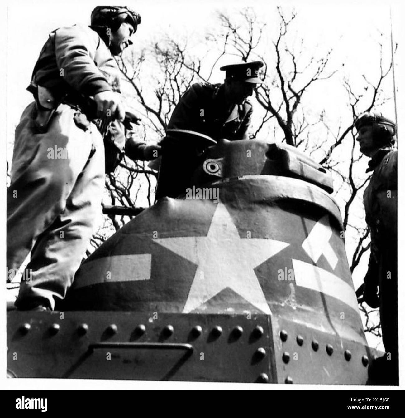 negative - Boarding one of the tanks. General Sir Alan Brooke talks to ...