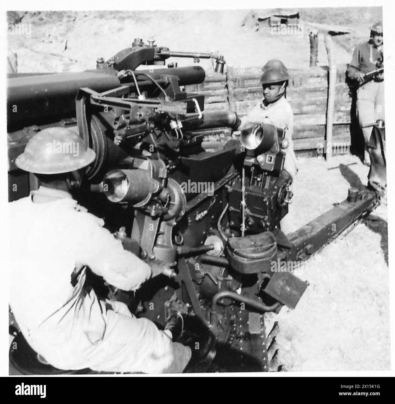 EIGHTH ARMY : BASUTO GUNNERS - Basuto gunners man their charge, a 3,7 ...