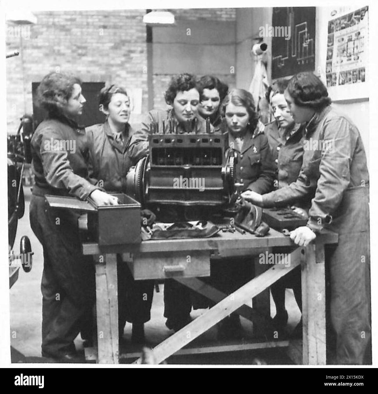 ATS LEARN VEHICLE MAINTENANCE - A class sees how an engine is taken ...