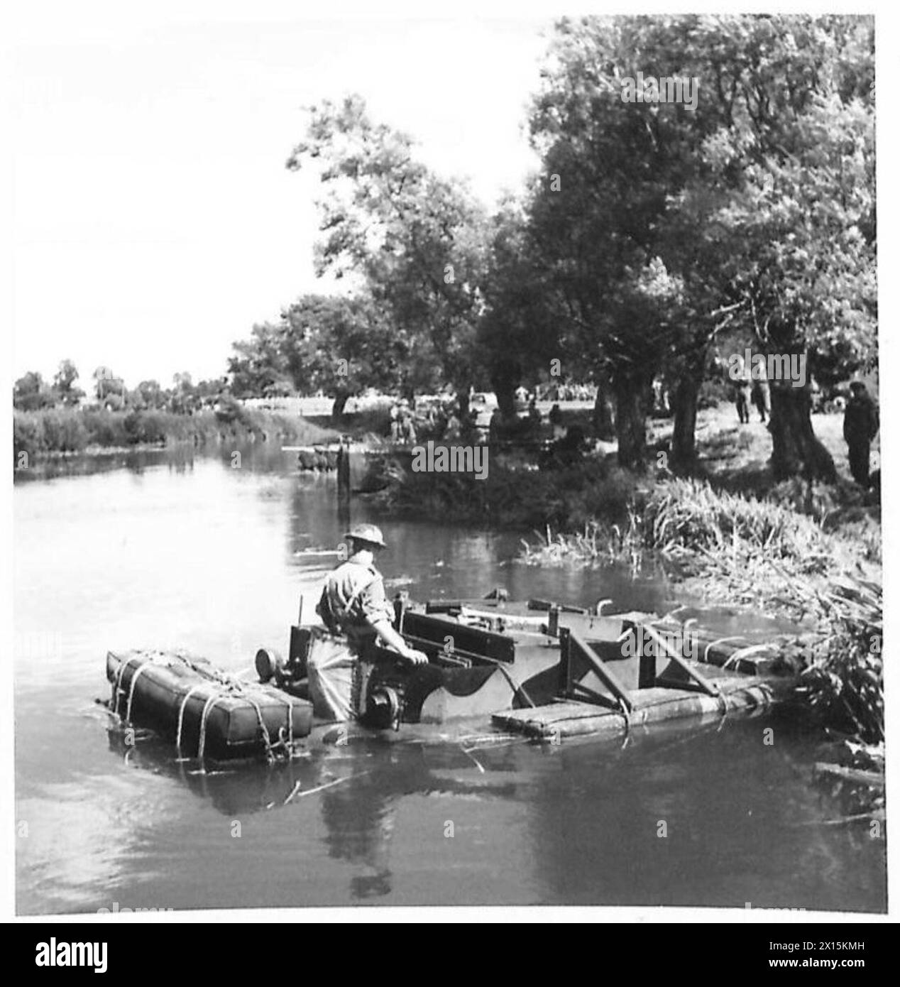 British ground crewman Black and White Stock Photos & Images - Alamy