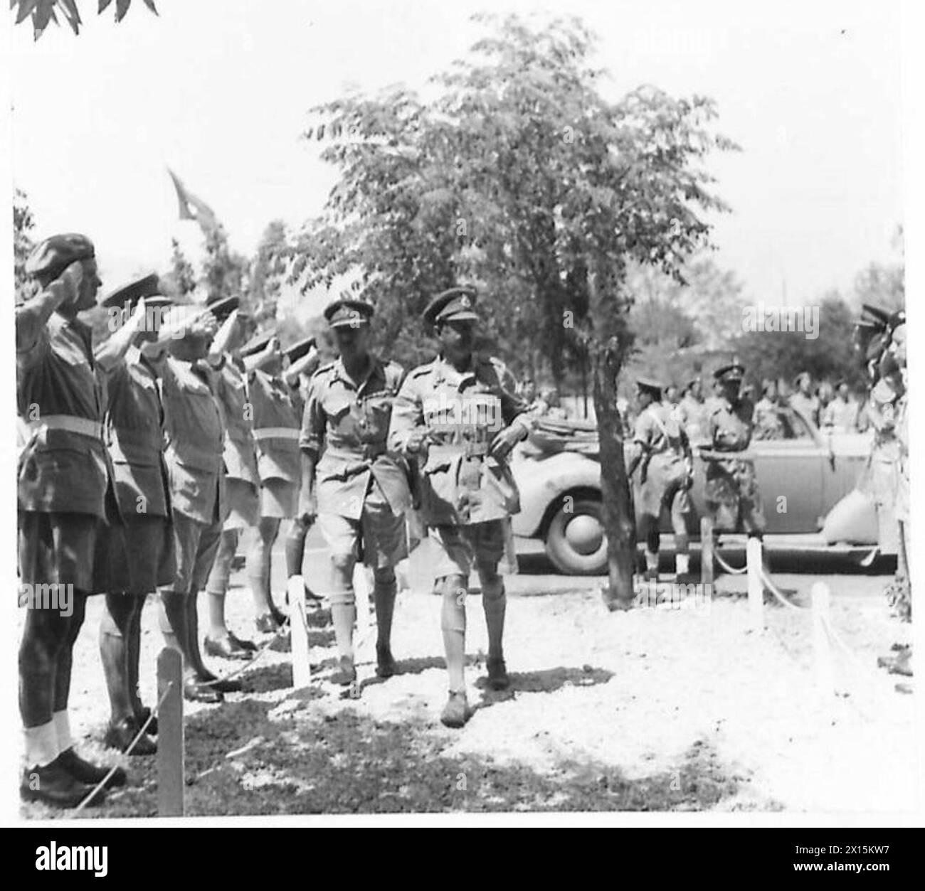 FIELD MARSHAL ALEXANDER CONTINUES HIS TOUR IN GREECE - Arriving at Div ...