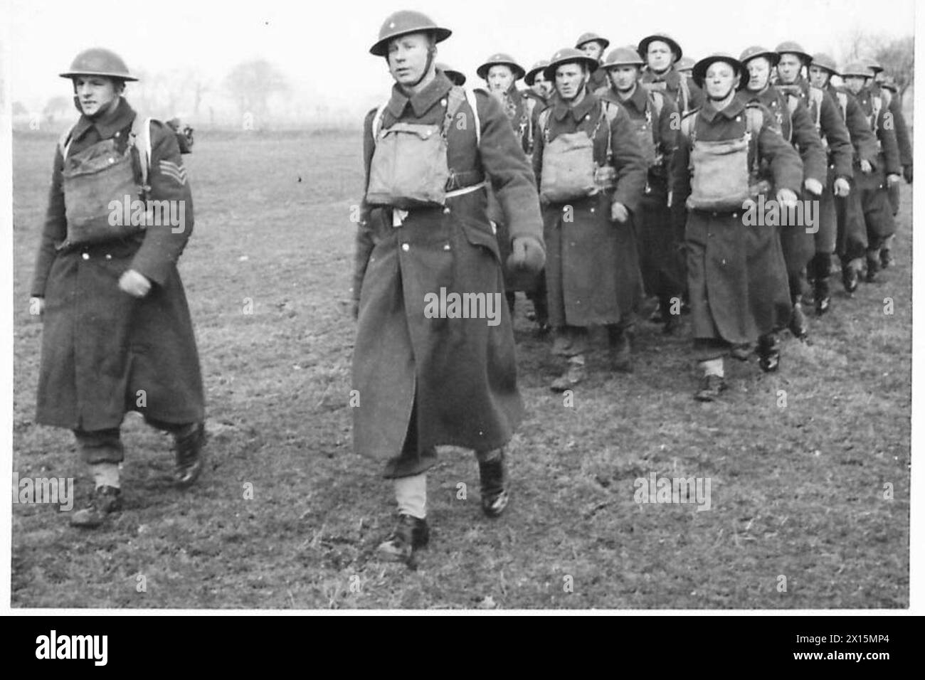 Army footballers hi-res stock photography and images - Alamy