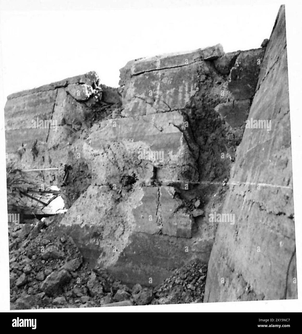 Wall of photographs Black and White Stock Photos & Images - Alamy