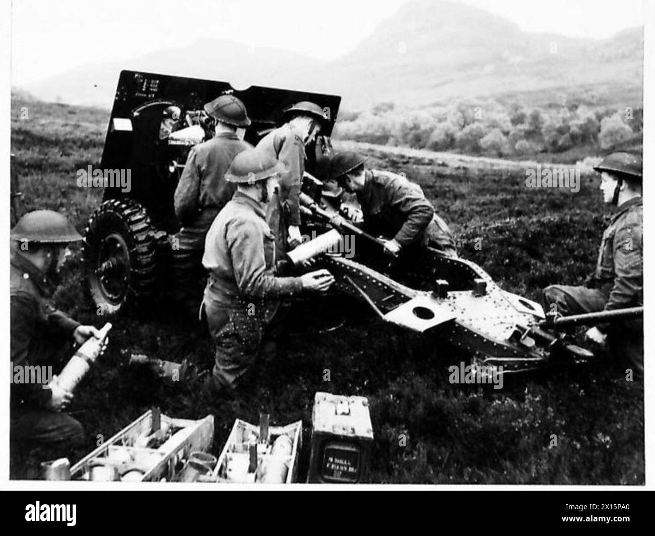 PORTABLE BRIDGE CONSTRUCTION - 25-pds. Field guns of the Royal ...