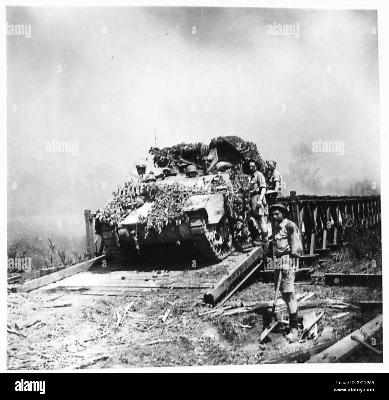 Fire in continuous line Cut Out Stock Images & Pictures - Alamy