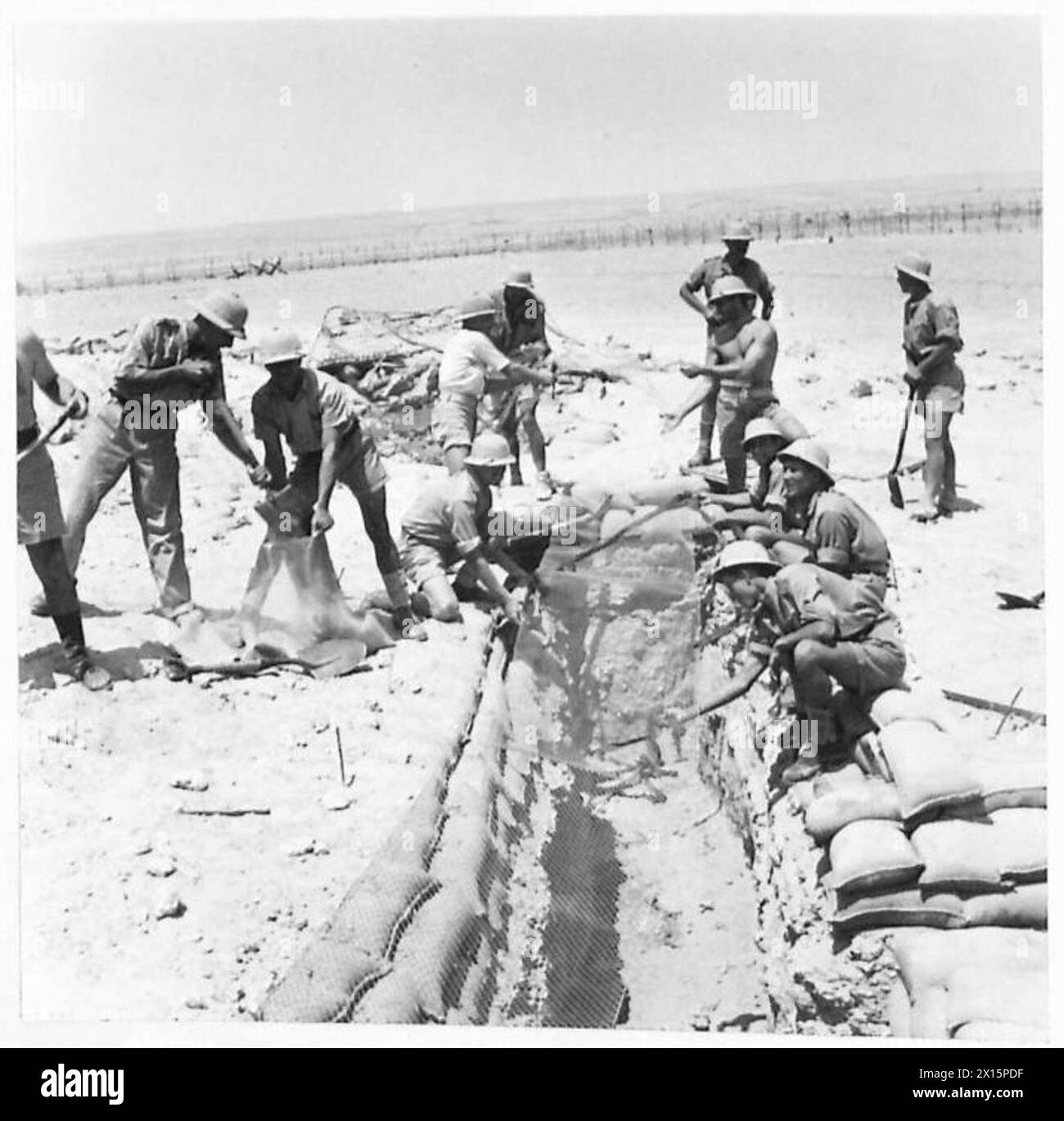VISIT TO SOUTH AFRICAN TROOPS IN EGYPT - Colonel Stallard watching ...