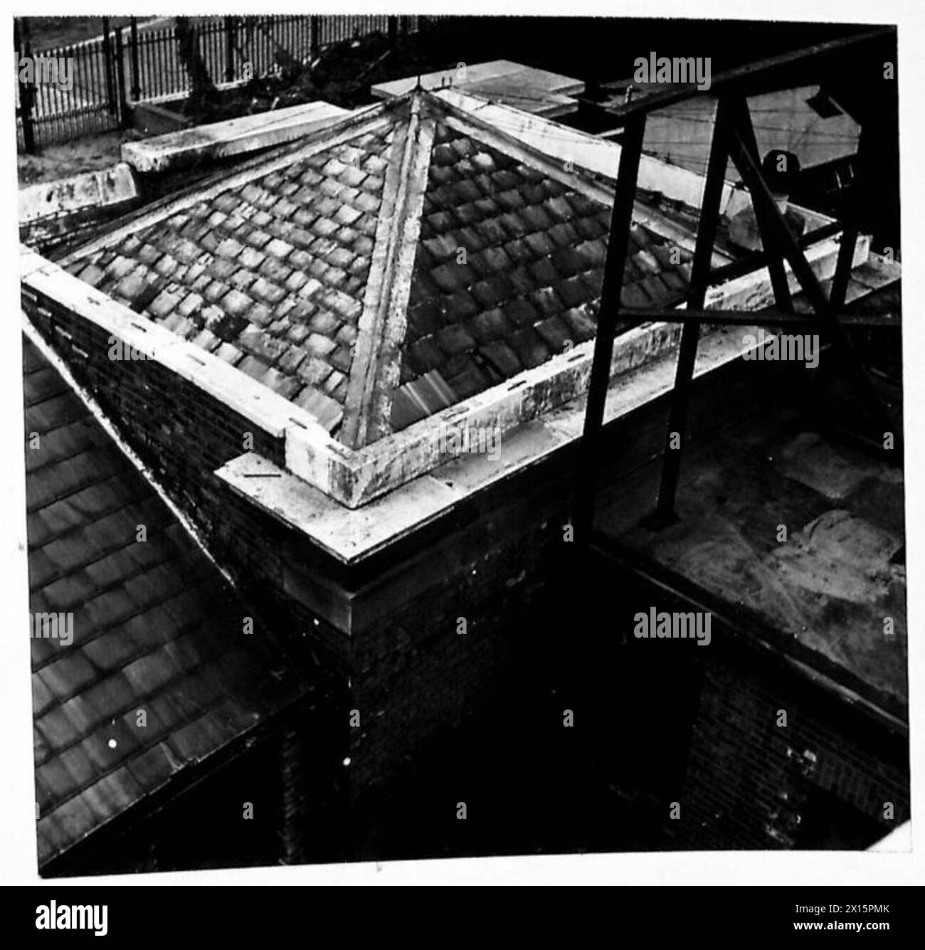 POWDER MAGAZINE IN HYDE PARK - Part of roof and vetilators British Army ...