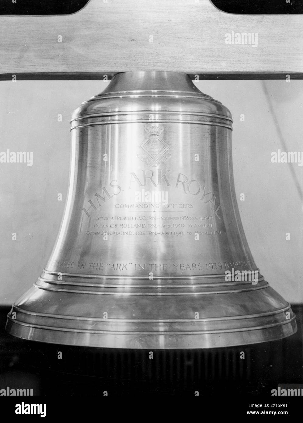 ARK ROYAL'S BELL. MAY 1945, LEE-ON-SOLENT. THE SHIP'S BELL CAST IN ...