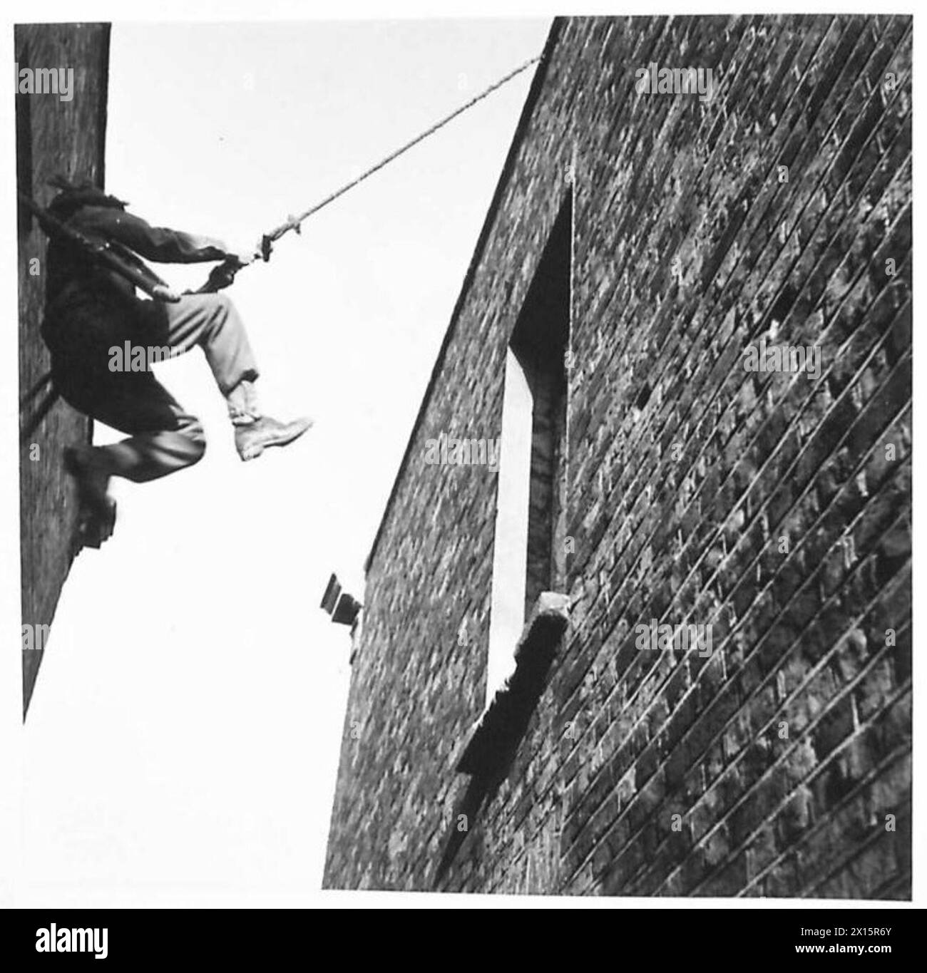 ARMY PHYSICAL TRAINING CORPS PERSONNEL GO THROUGH A TOUGHENING ...