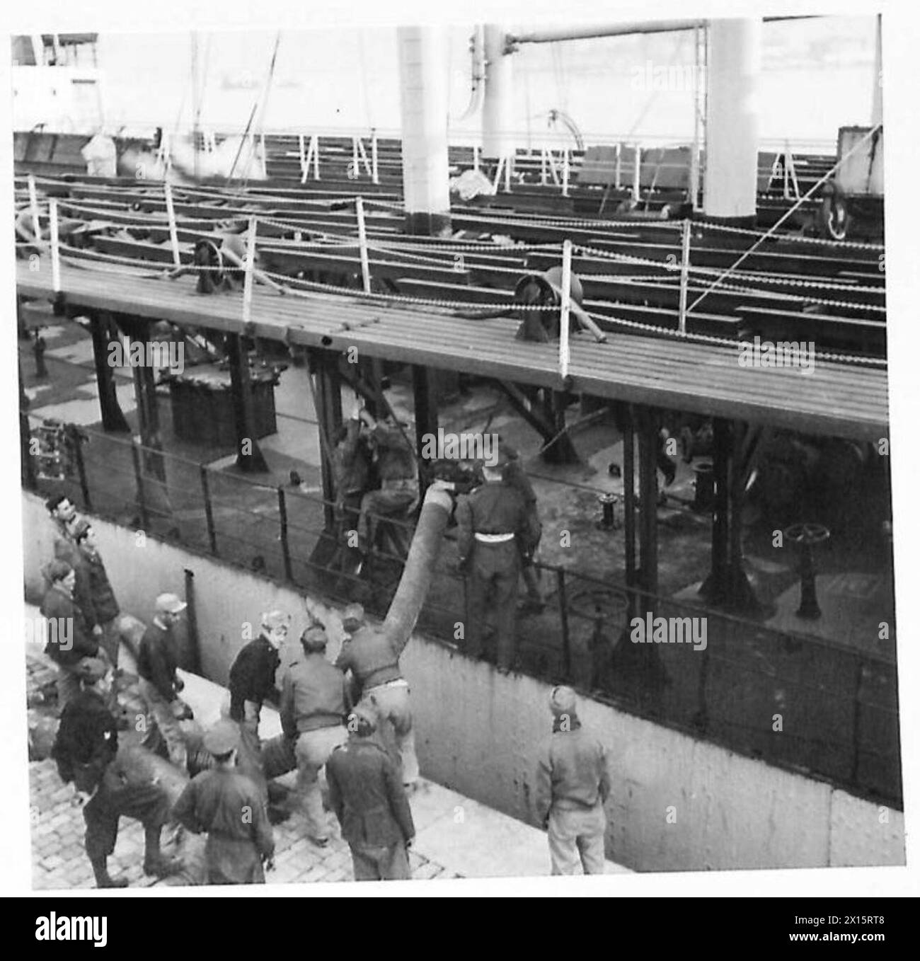 EIGHTH ARMY : LIFE BLOOD OF AN ARMY - RASC personnel and Italian ...