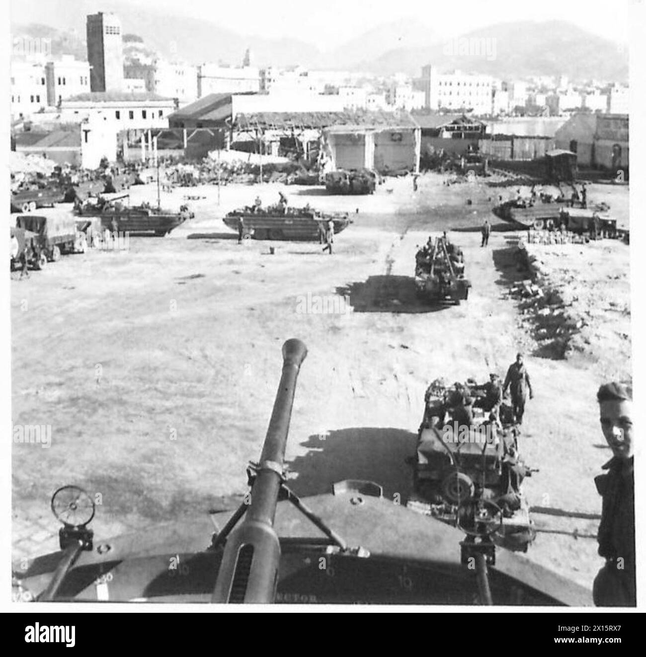 NEW ALLIED LANDING SOUTH OF ROME - EARLY PHASES - "Ducks" entering the ...