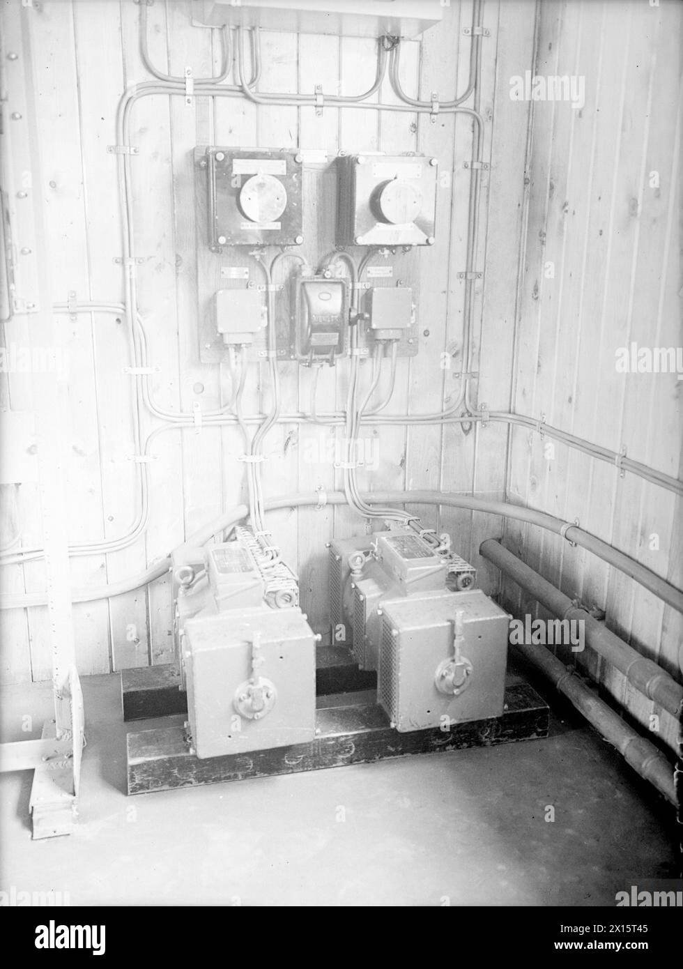 ASDIC APPARATUS. 21 JULY 1944, HMS OSPREY, DUNOON, SCOTLAND. - Asdic ...