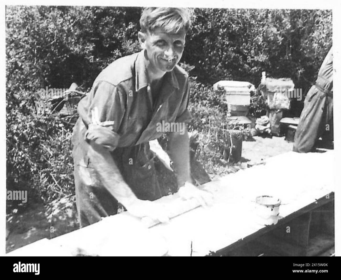 FIFTH ARMY - ANZIO BRIDGEHEAD (VARIOUS) - Cpl. A.F. Crossman of 40 ...