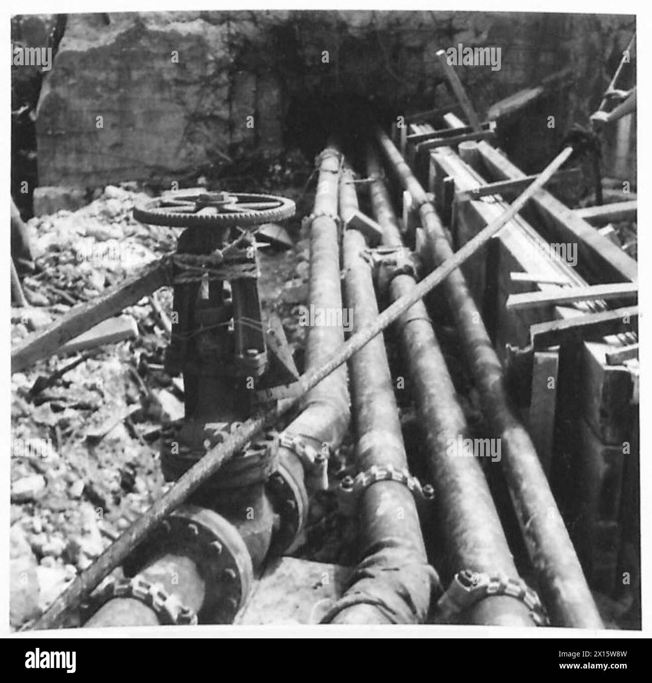 SPECIAL ASSIGNMENT FOR TN5 - The following pictures consist of tankage ...