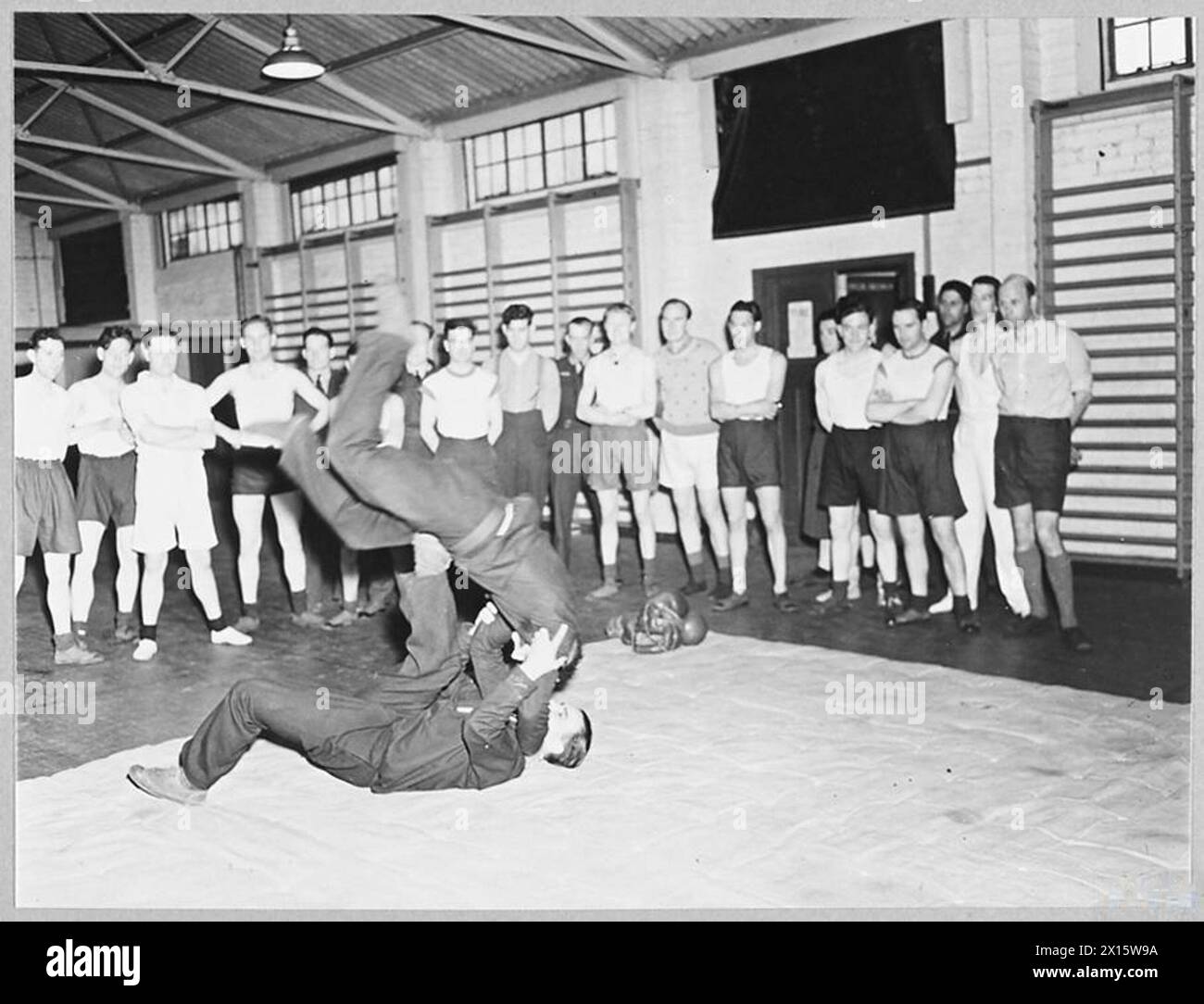Physical fitness in war hi-res stock photography and images - Alamy