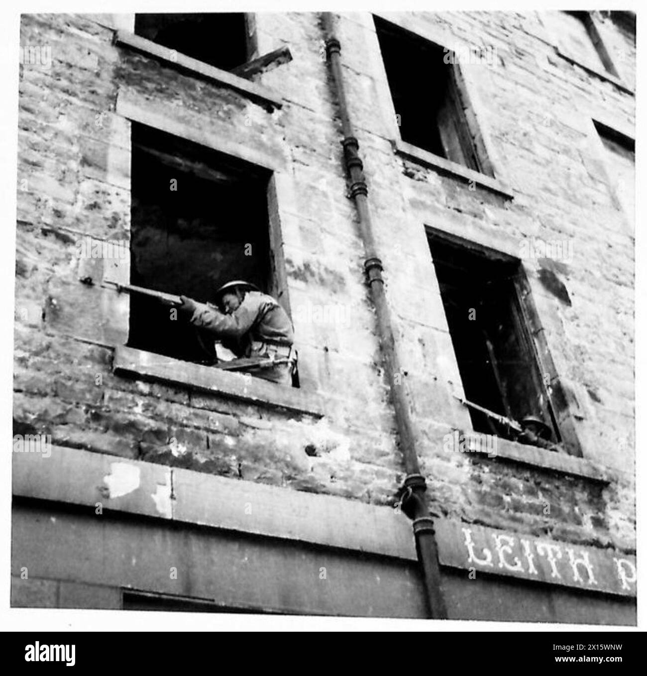 Urban warfare british army Cut Out Stock Images & Pictures - Alamy