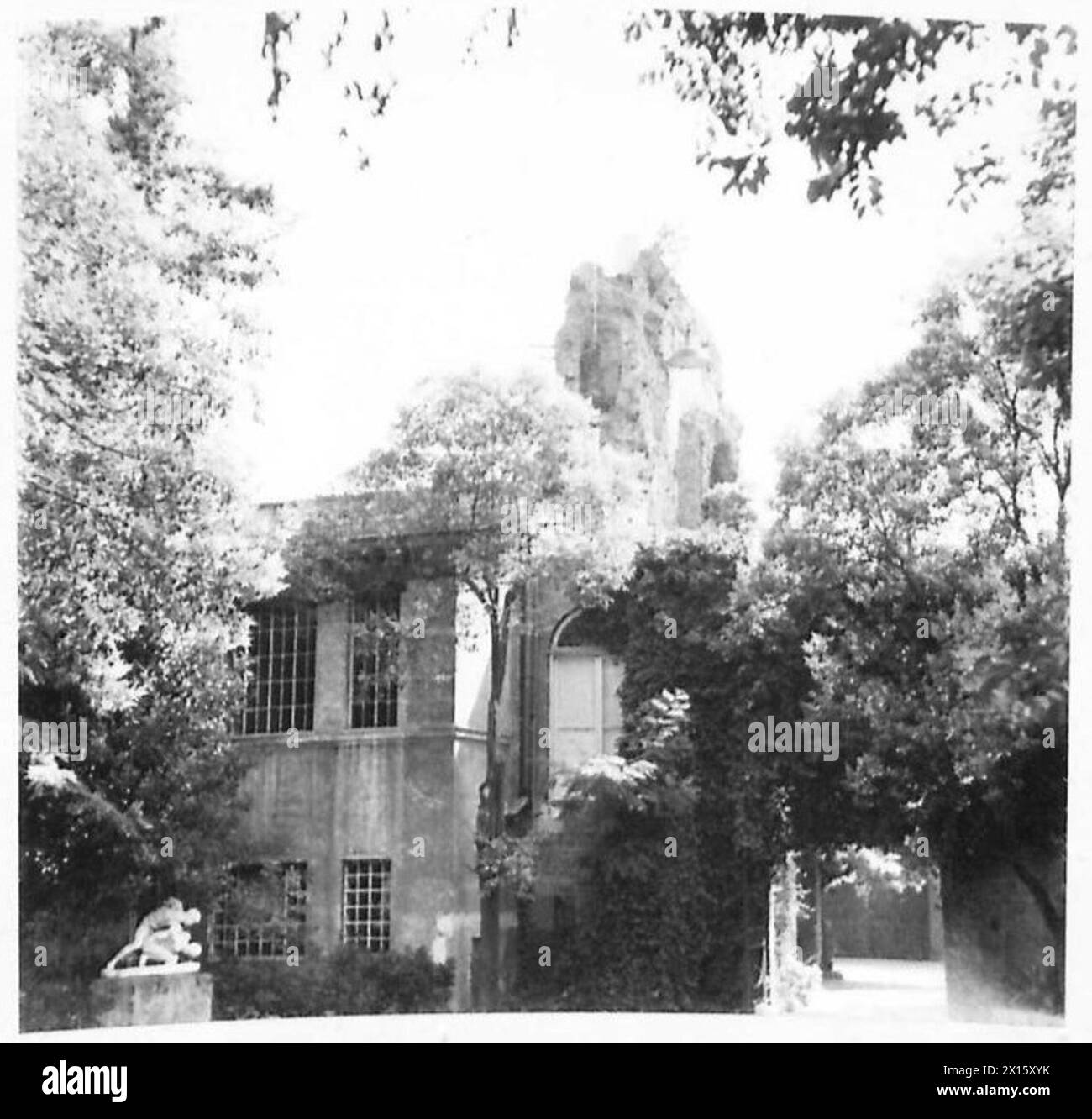 Italy German Embassy In Rome The Lodge In The Grounds Of The Embassy British Army Stock