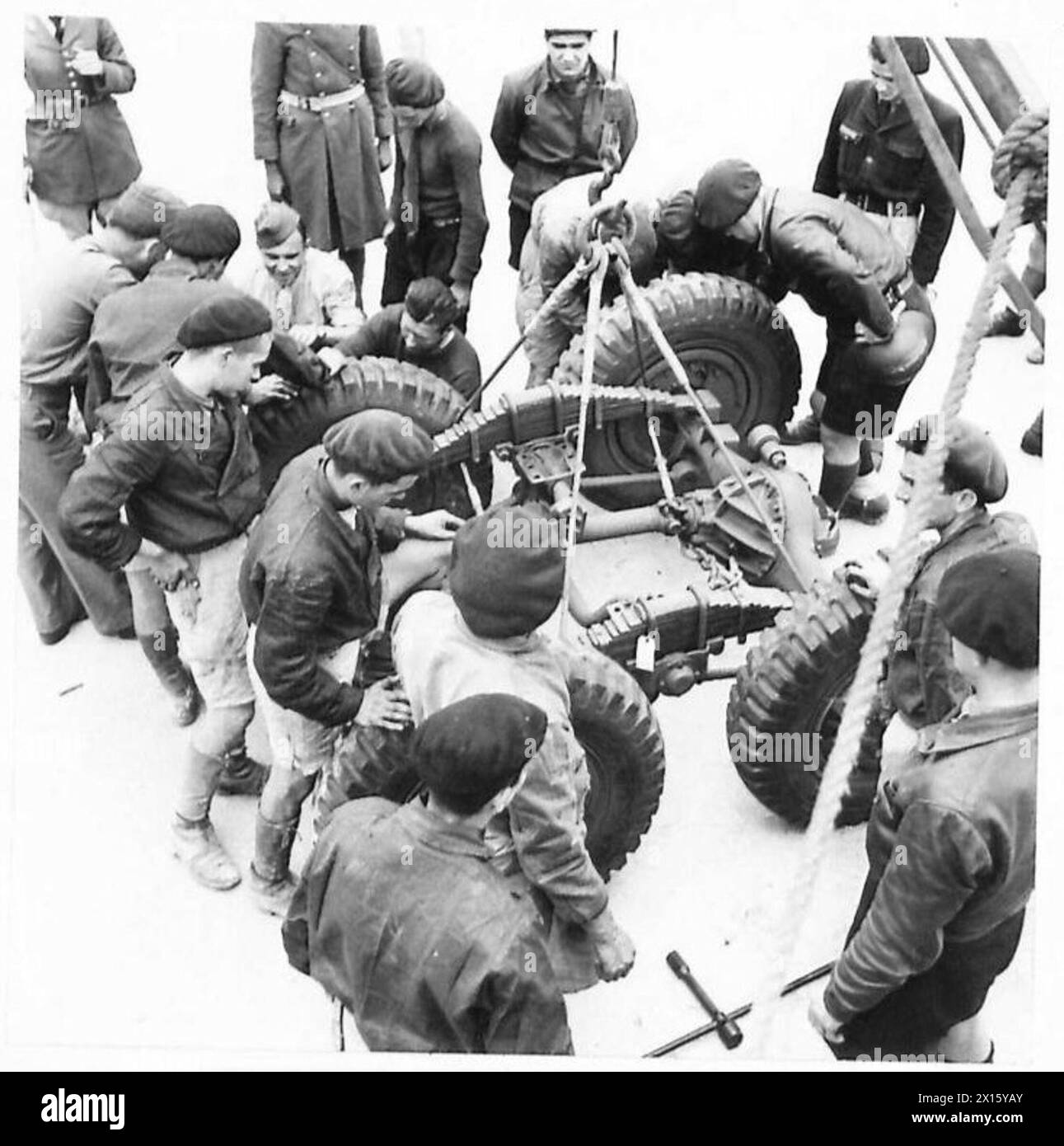 French army troops assemble hi-res stock photography and images - Alamy