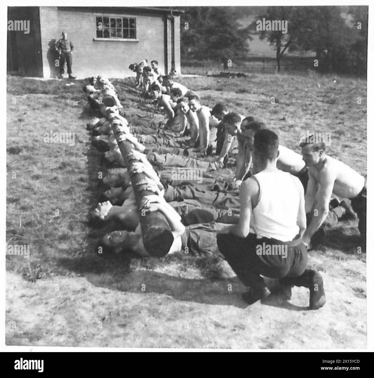 Soldiers at the Parachute Training Depot and School Airborne Forces ...