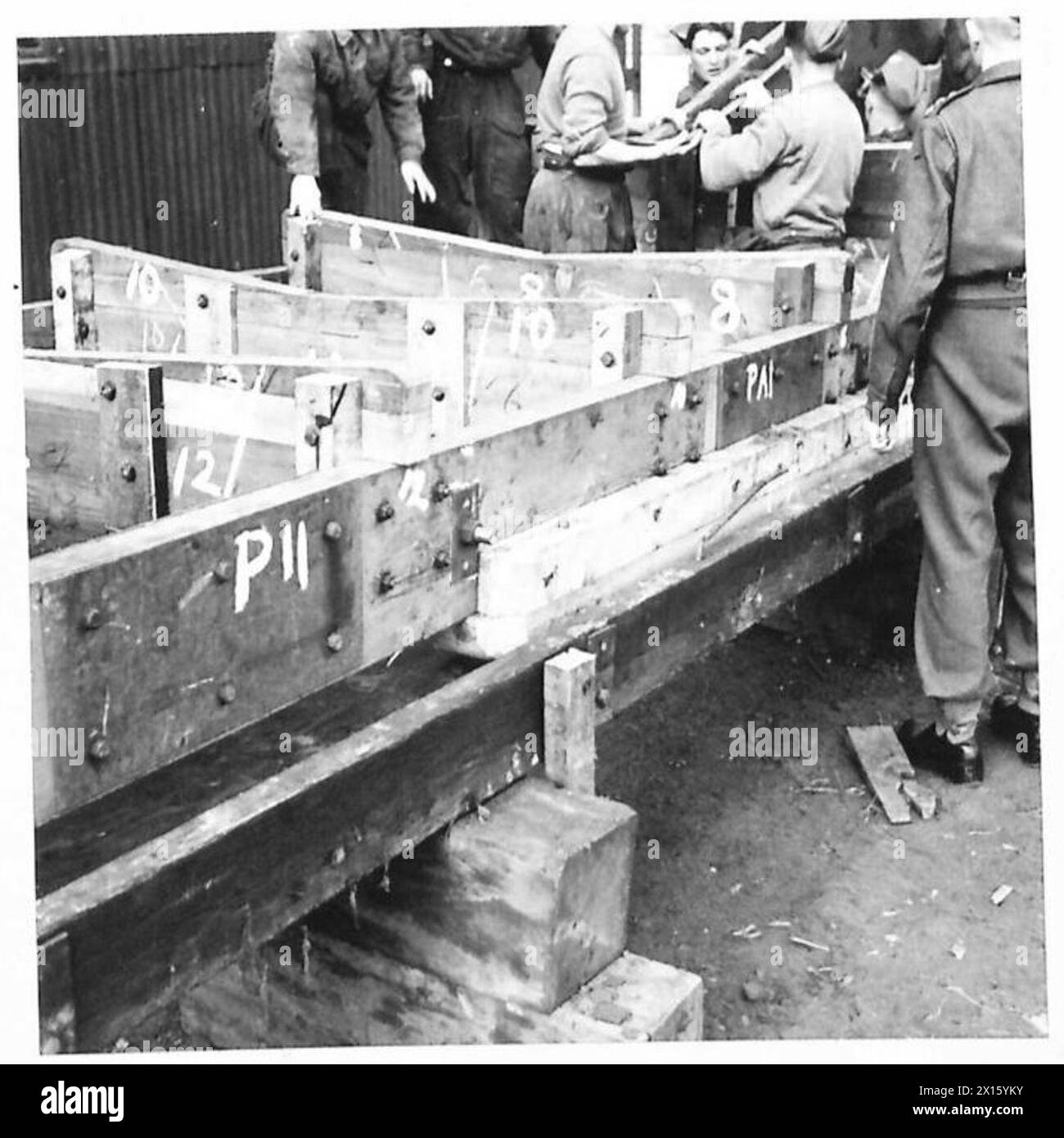Construction method Black and White Stock Photos & Images - Alamy