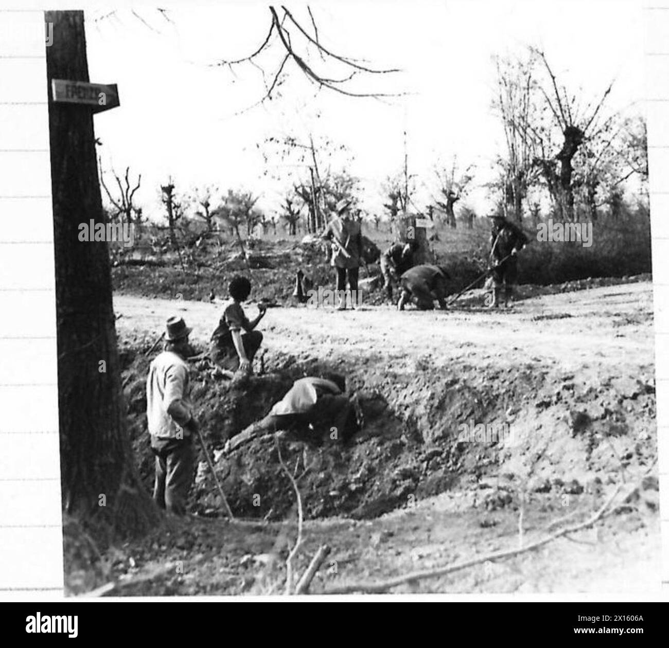 Sweeping for mines hi-res stock photography and images - Alamy