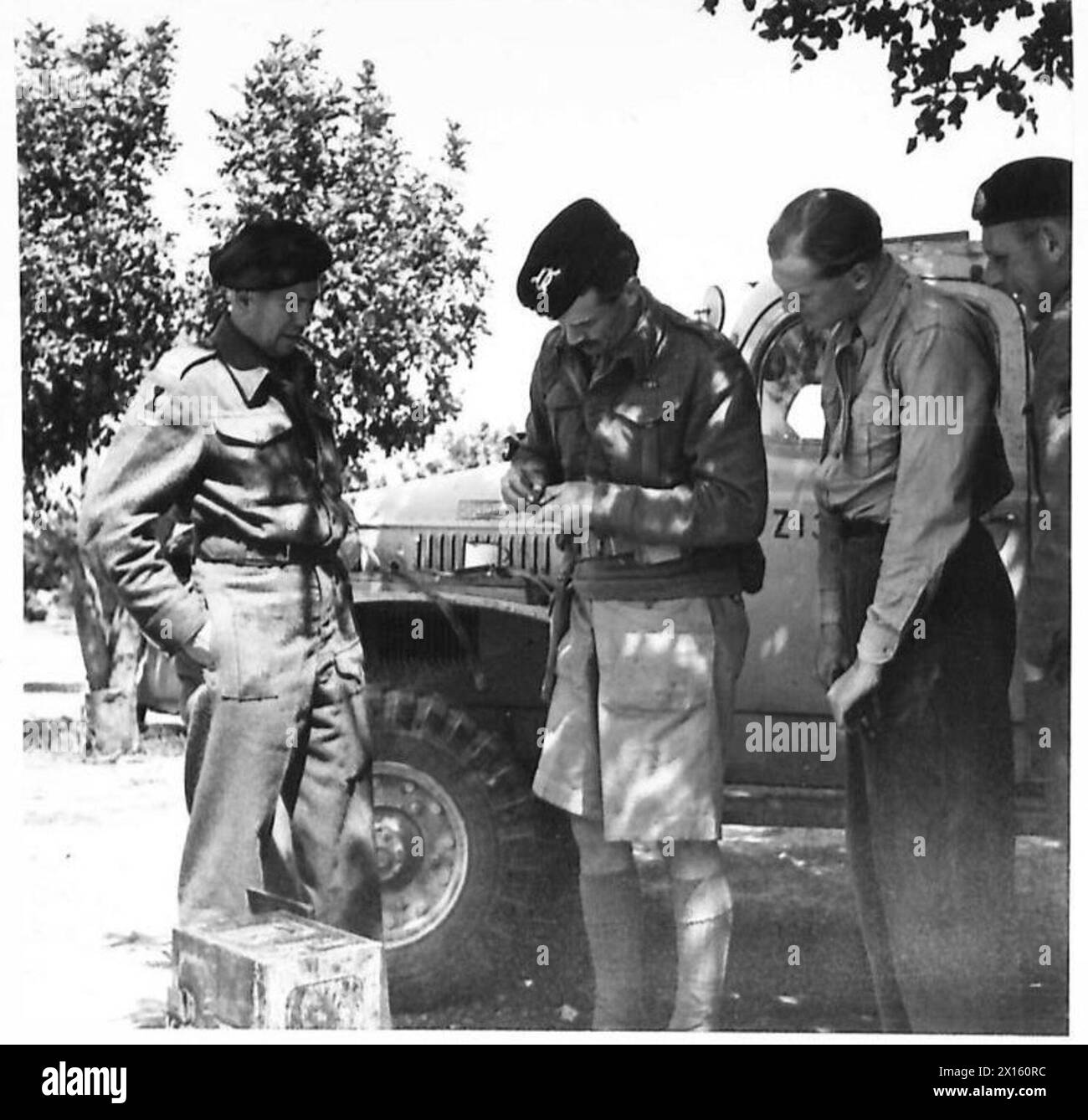 WITH THE FIRST ARMY (VARIOUS) - Colonel J.A. Barlow, small arms expert ...