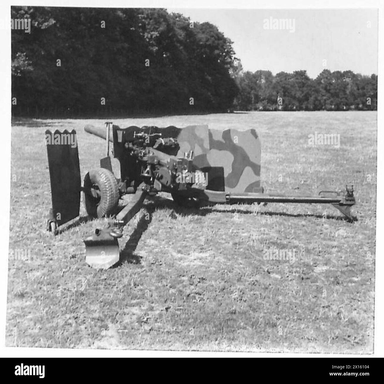 T 6 trained Black and White Stock Photos & Images - Alamy