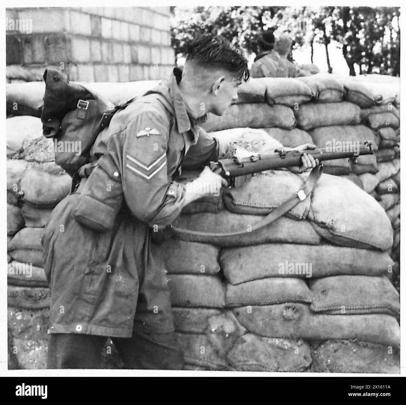 BRITAIN'S PARATROOPS IN ASSAULT EXERCISE - After taking the castle ...