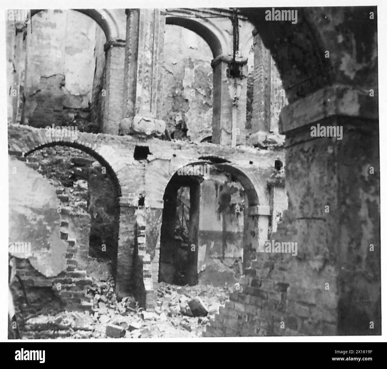 CORFU : DAMAGED JEWISH BUILDINGS - The Jewish Synagogue did not escape ...