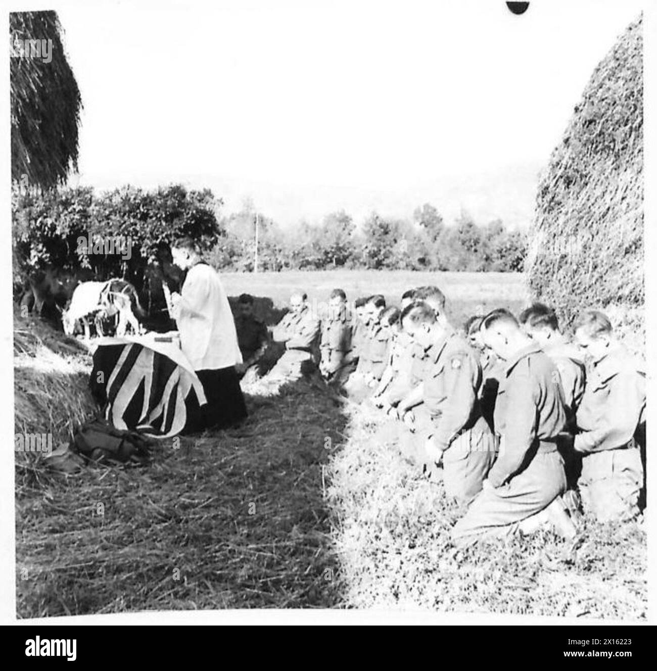 ITALY : FIFTH ARMYINFANTRY REST FROM THE LINE - Troops start the day by ...