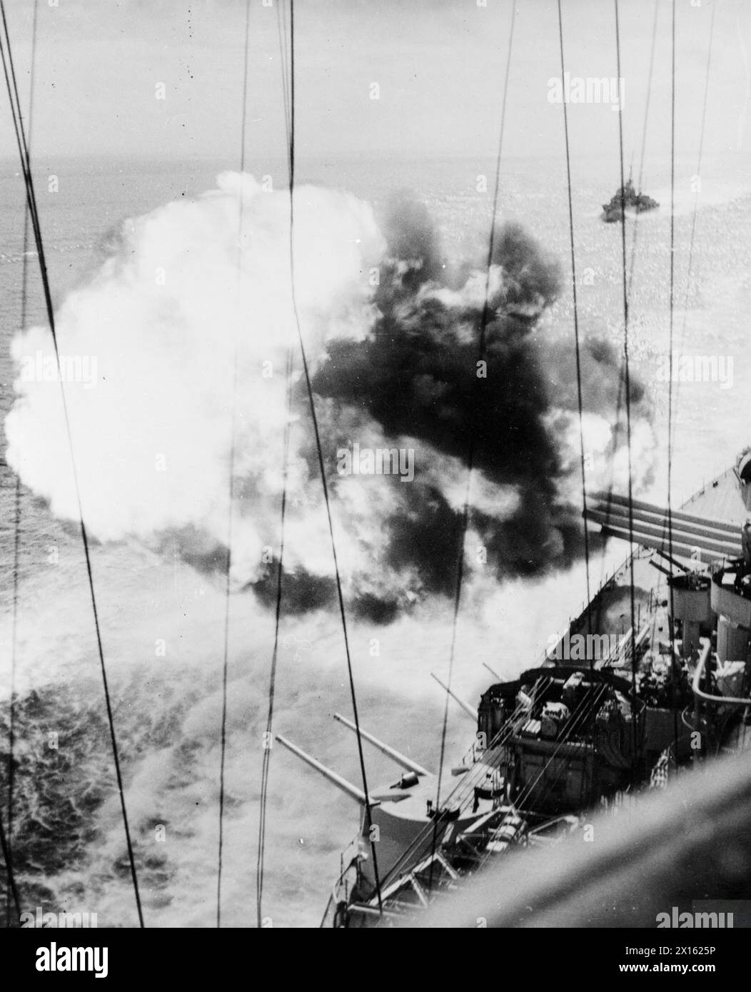THE BATTLESHIP HMS HOWE IN NEW ZEALAND WATERS. JANUARY 1945, ON BOARD ...
