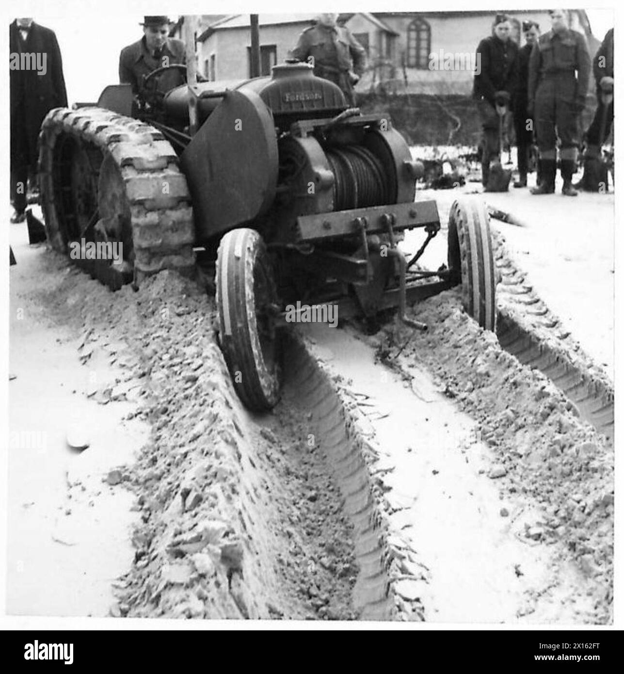 Trawler loading Cut Out Stock Images & Pictures - Alamy