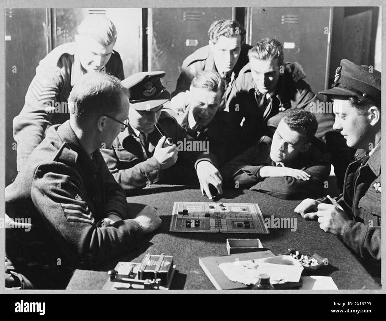 NIGHT BEAUFIGHTERS IN READINESS : - For introduction see CH.11180 ...