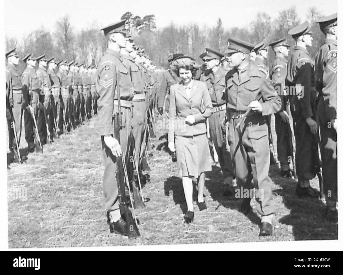 Princess elizabeth ii army Cut Out Stock Images & Pictures - Alamy