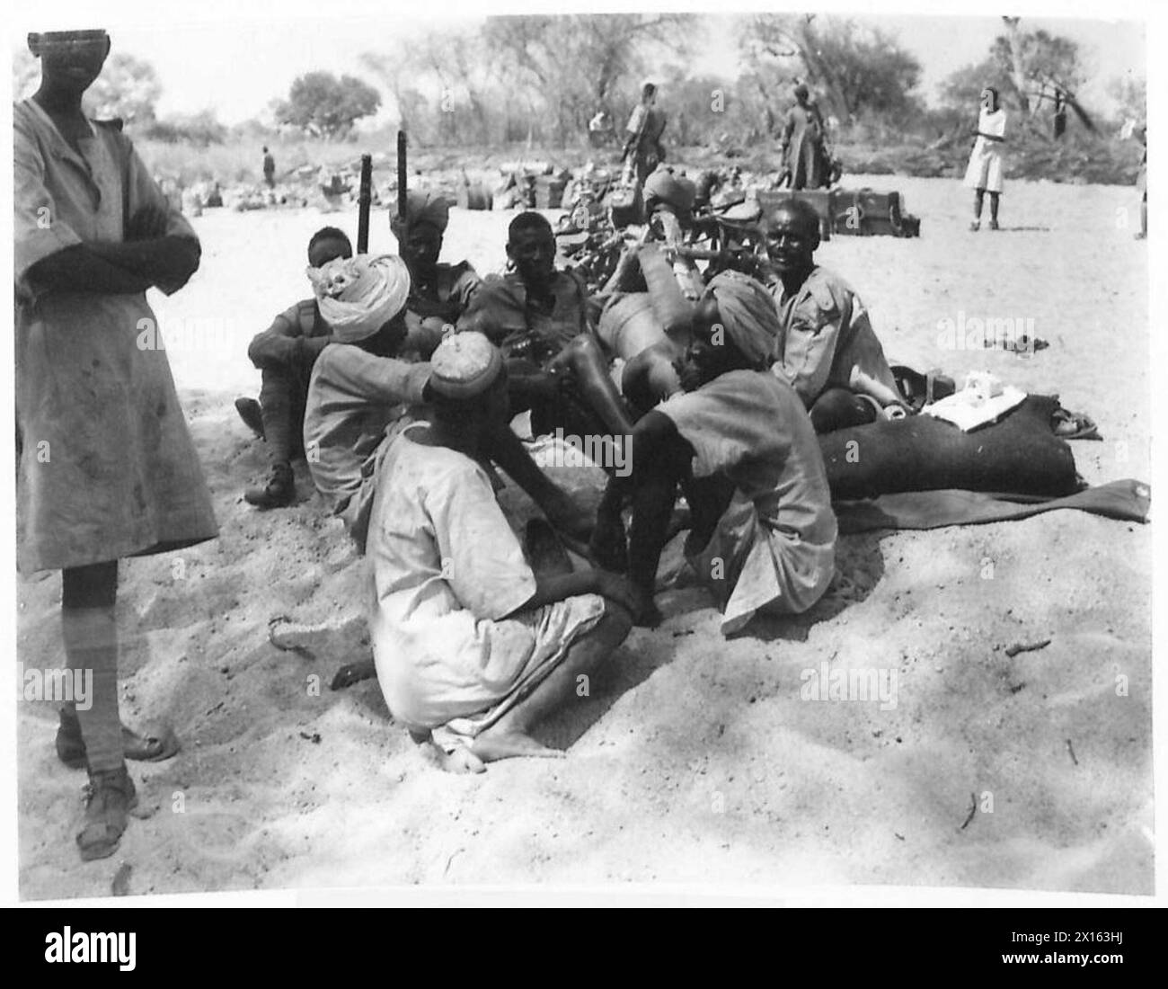 PICTURES FROM ABYSSINIA - Native bearers, soldiers and British leaders ...