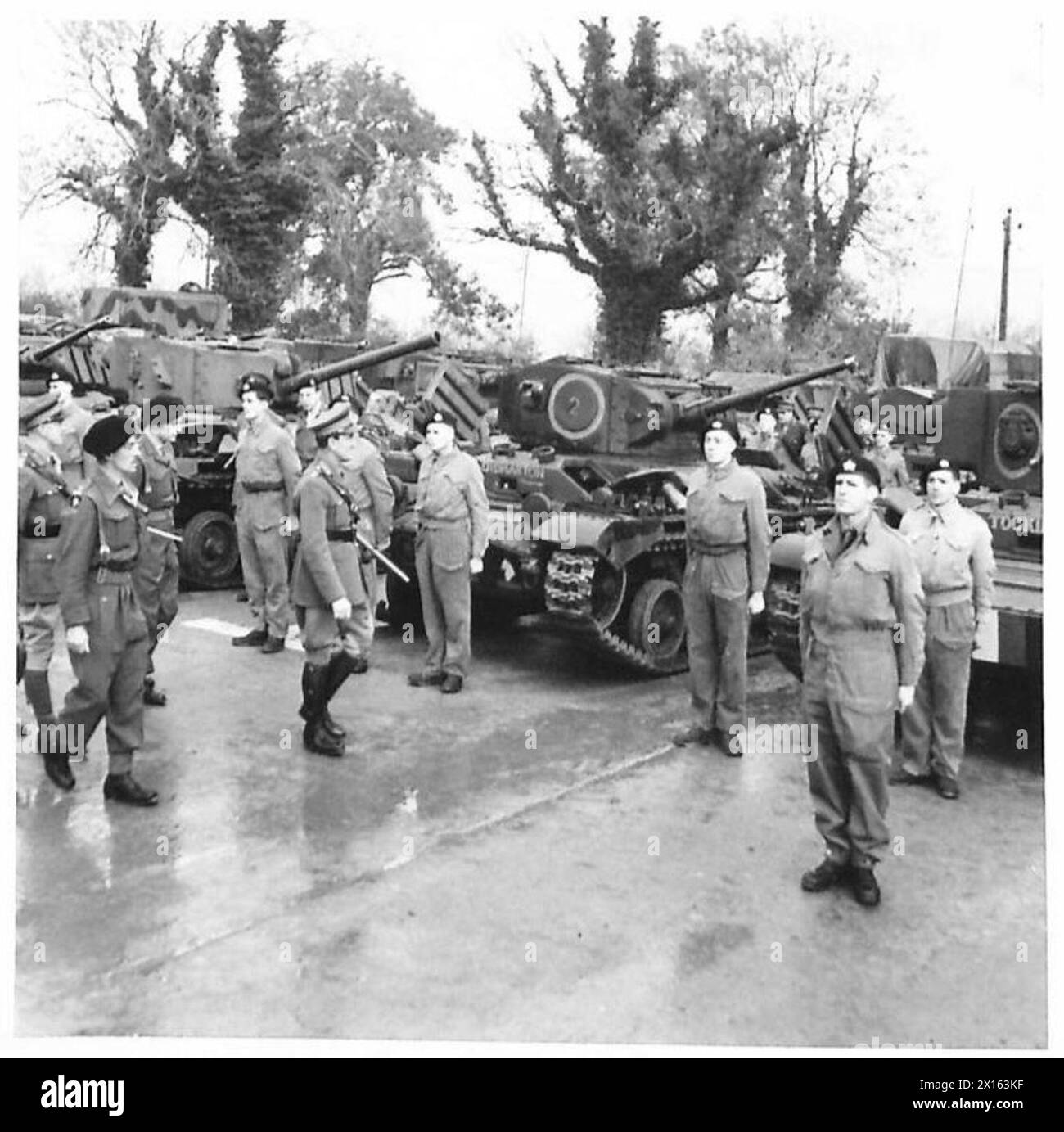 COMMANDER-IN-CHIEF HOME FORCES VISITS SOUTHERN COMMAND - Valentine and ...