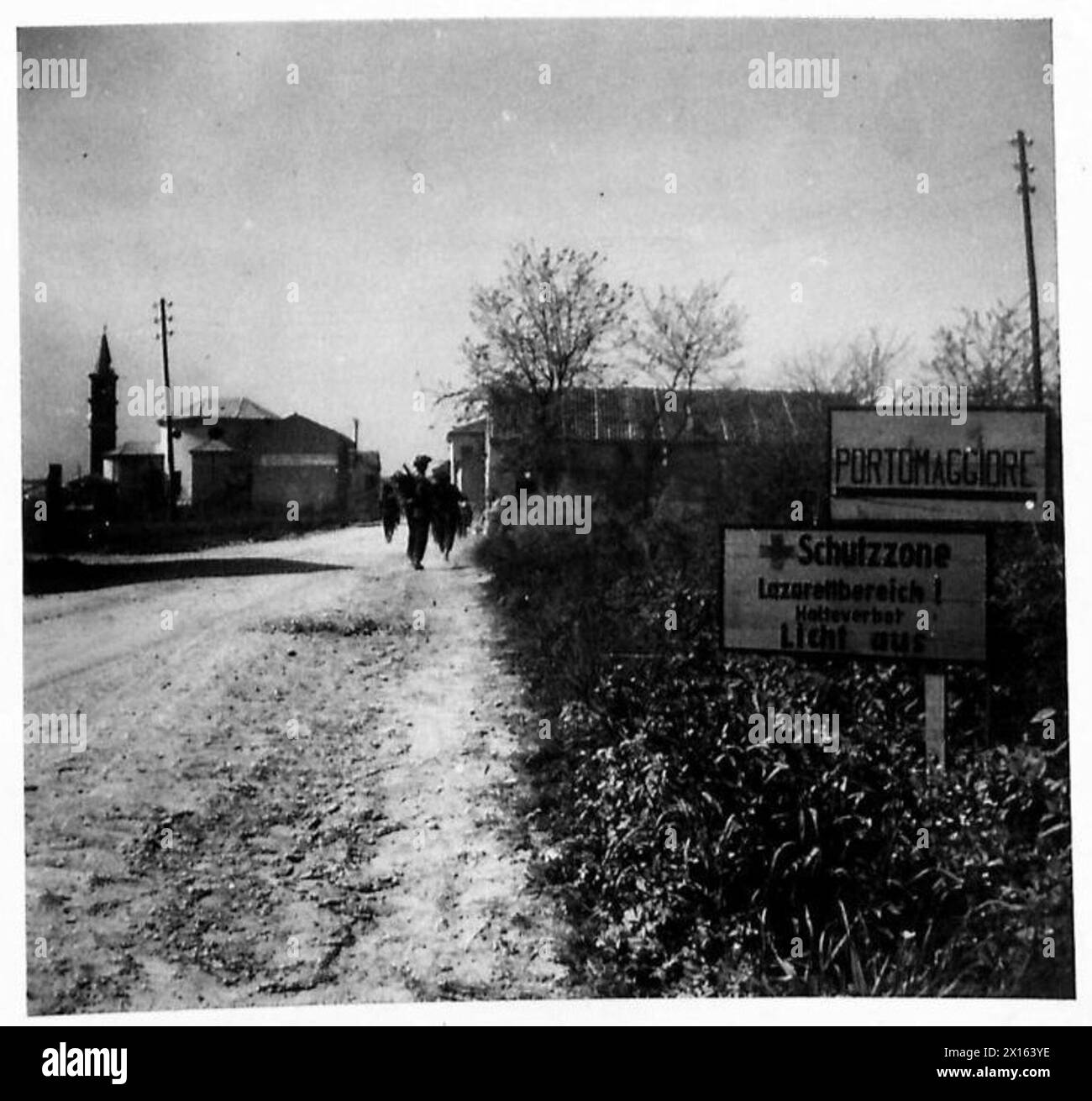 Eighth route army marching hi-res stock photography and images - Alamy