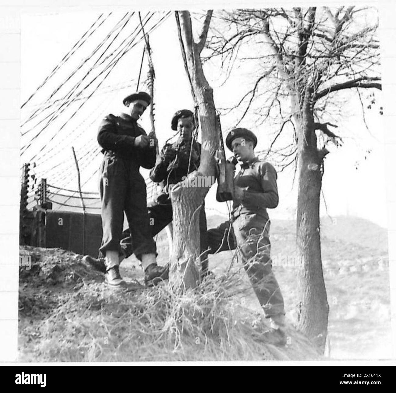 EIGHTH ARMY PERSONALITIES - Expertly finding their way through a mass ...