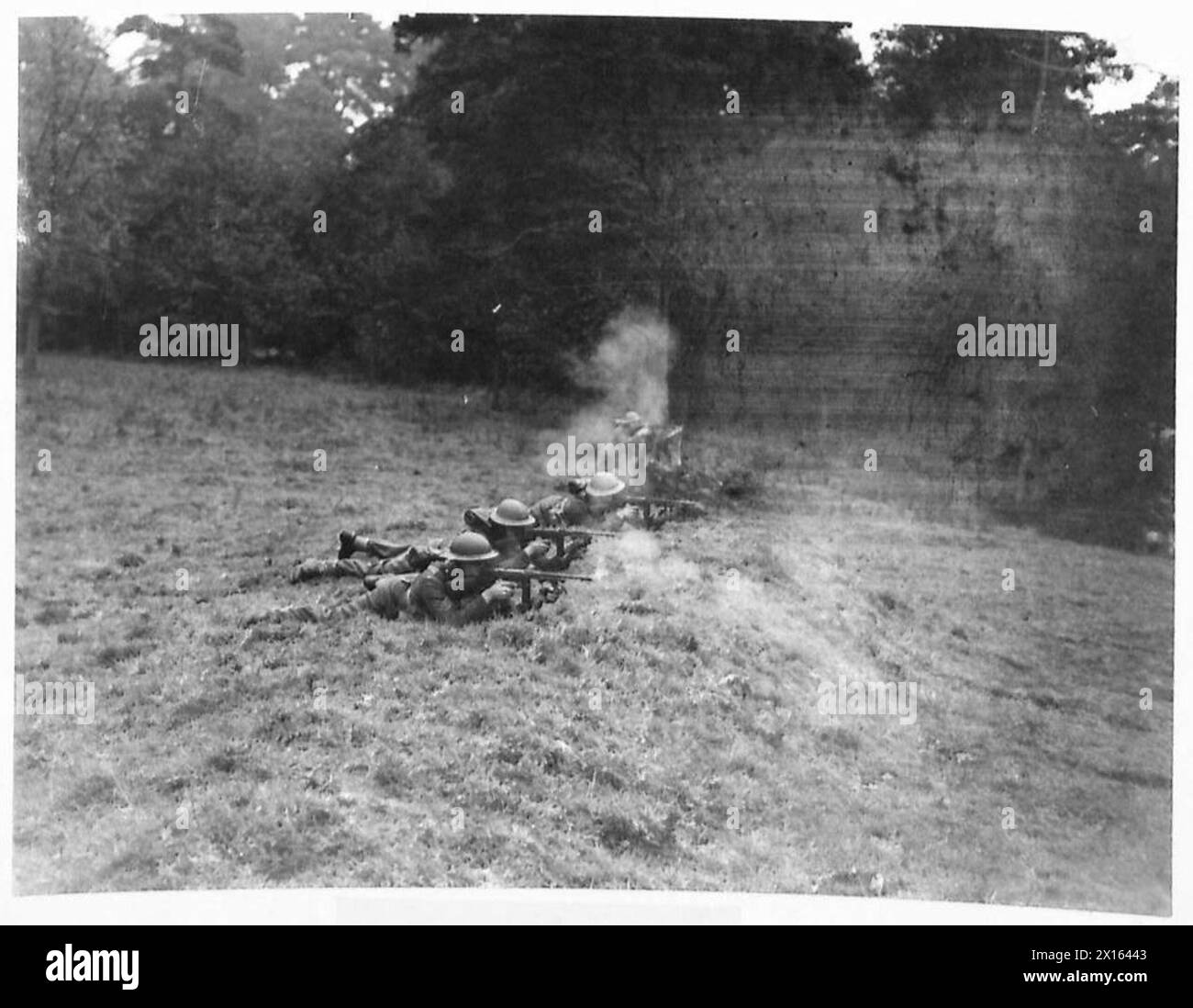 Army bayonet drill hi-res stock photography and images - Alamy