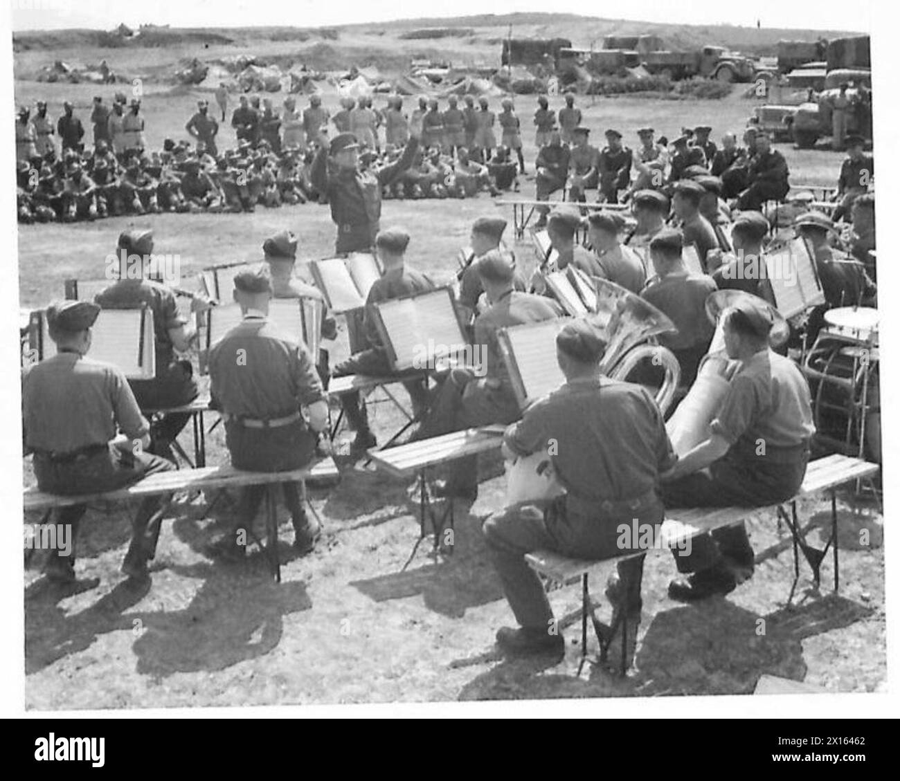 ITALY : ALLIED PIONEERS MEET - This is the attraction - the Band of the ...