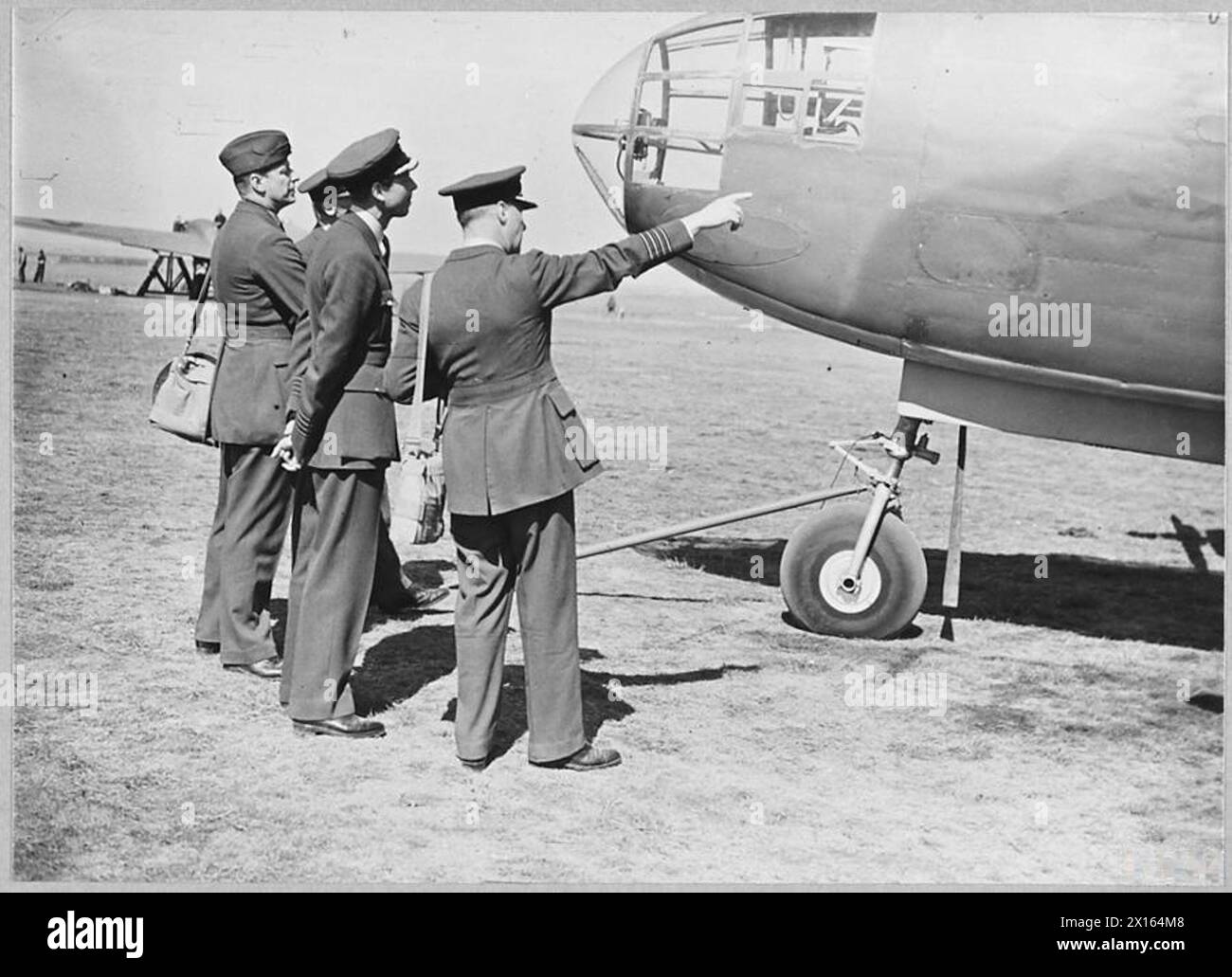 Air force leadership inspects hi-res stock photography and images - Alamy