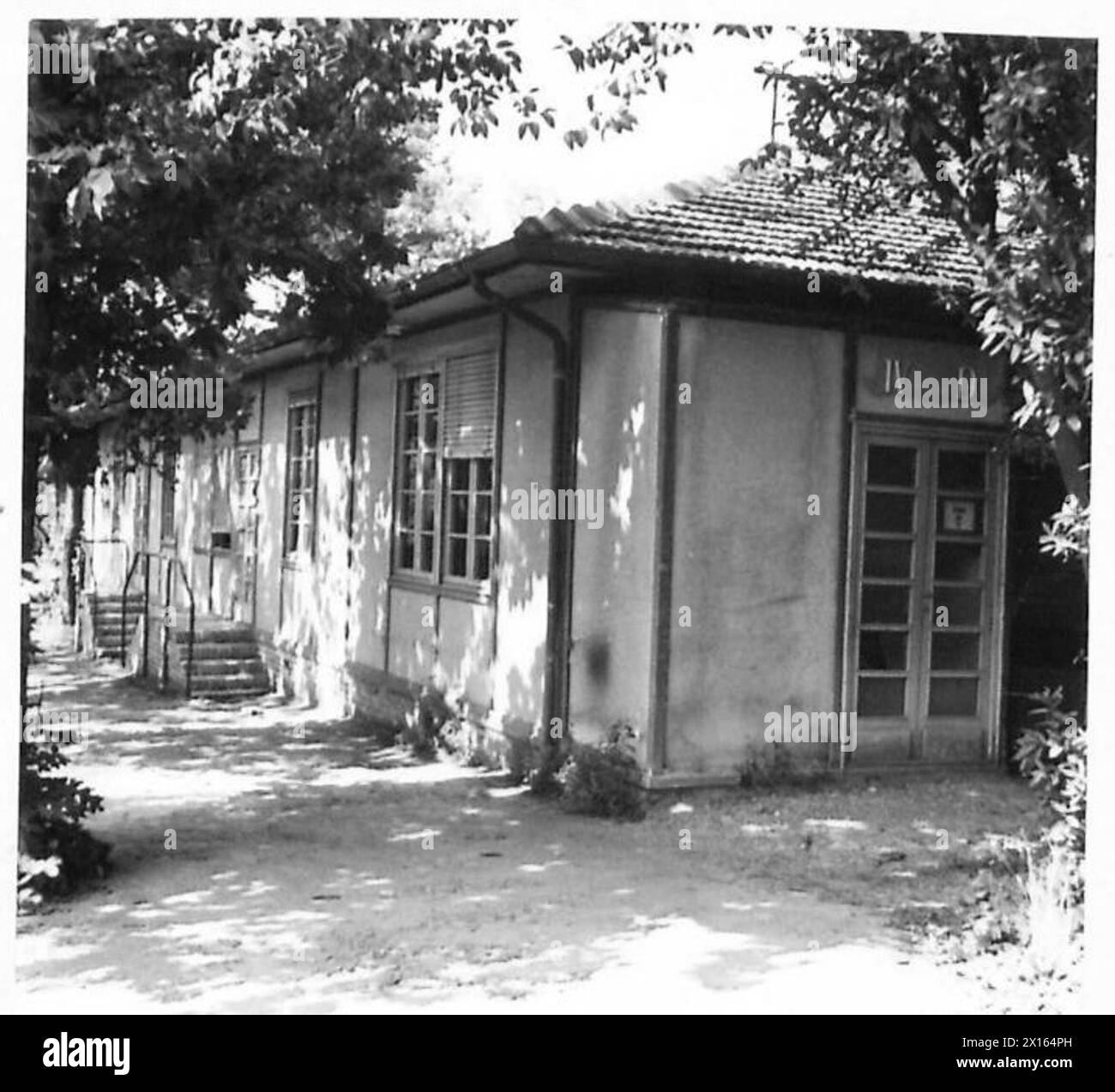ITALY : GERMAN EMBASSY IN ROME - Barrack blocks in the Embassy grounds ...