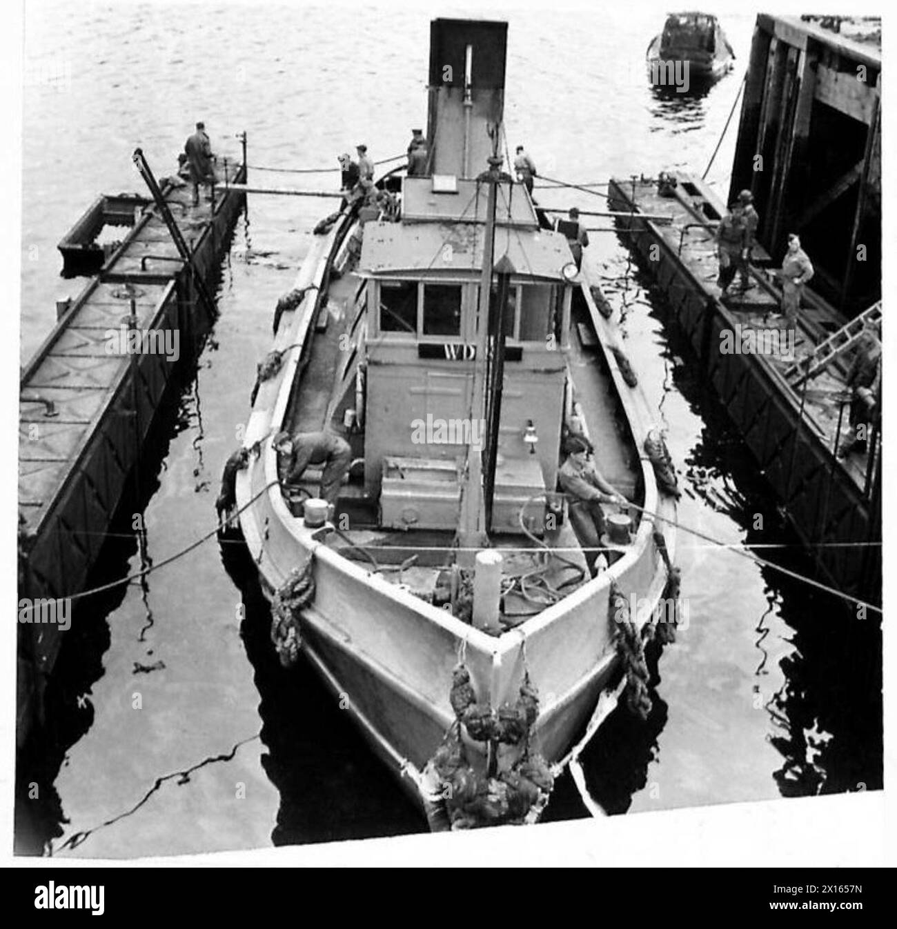 FLOATING DOCK - The Floating Dock at Faslane British Army Stock Photo ...