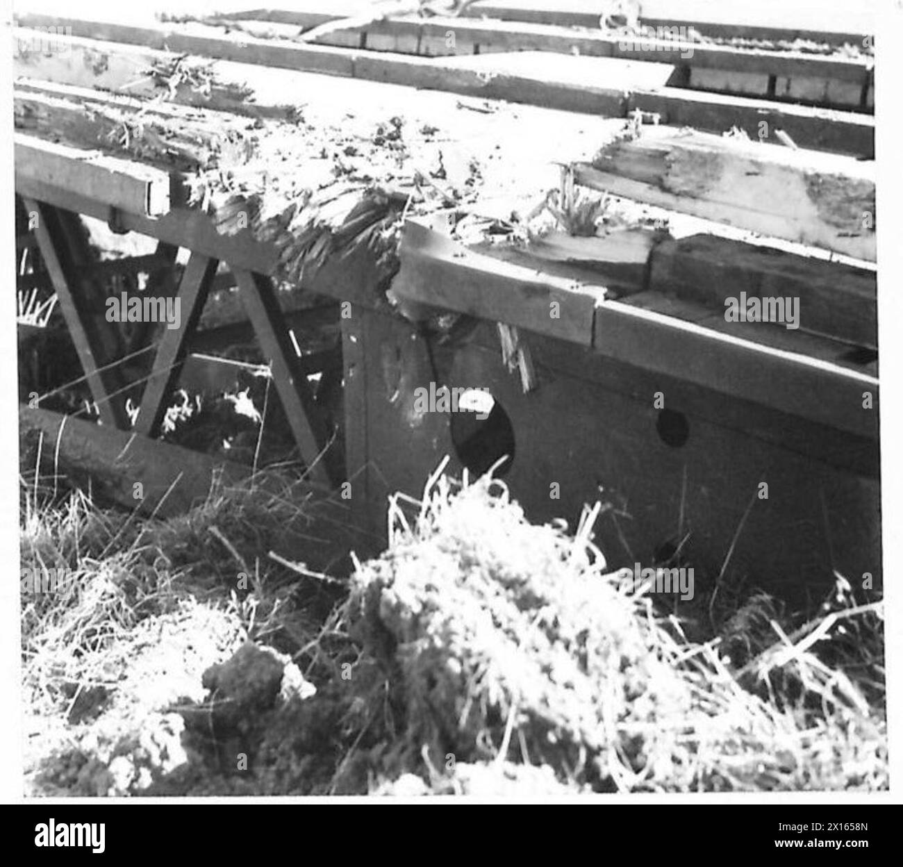 SPECIAL ASSIGNMENT FOR 79TH ARMOURED DIVISION - Mound of soil, bridge ...